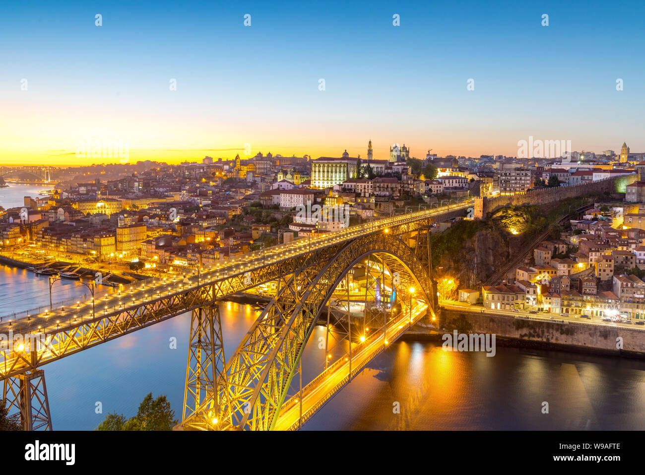 Porto night douro hi-res stock photography and images - Alamy