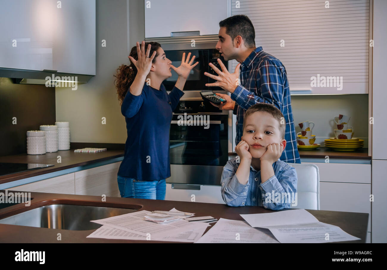 Worried parents hi-res stock photography and images - Alamy