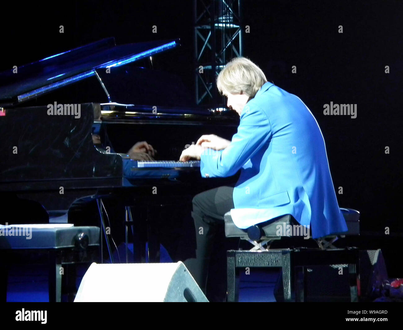 Richard clayderman hi-res stock photography and images - Alamy
