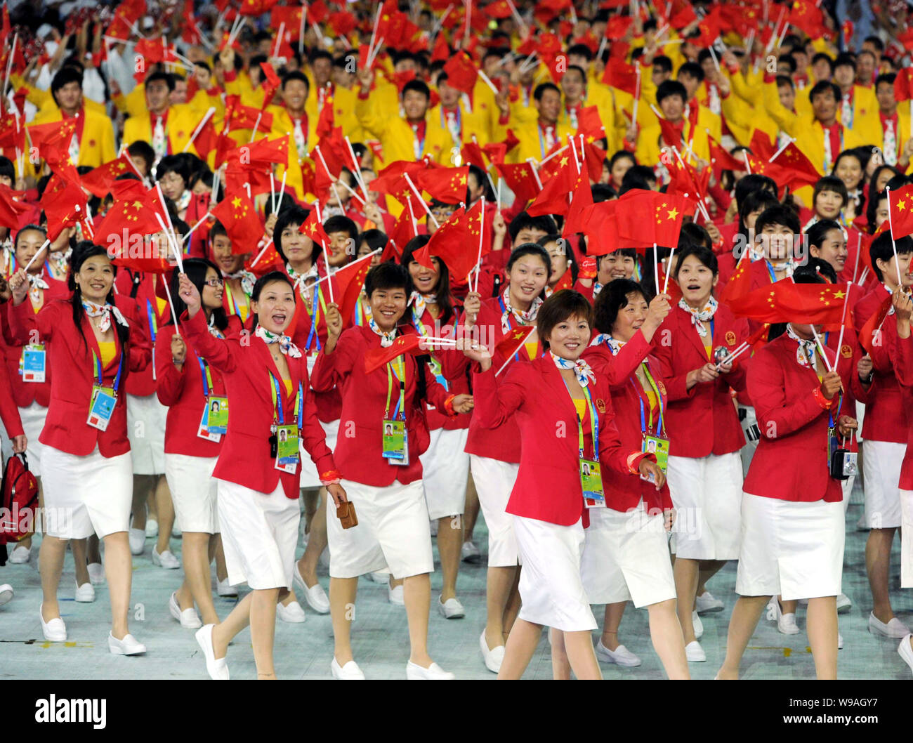 The Chinese delegation attends the opening ceremony of the 16th Asian ...