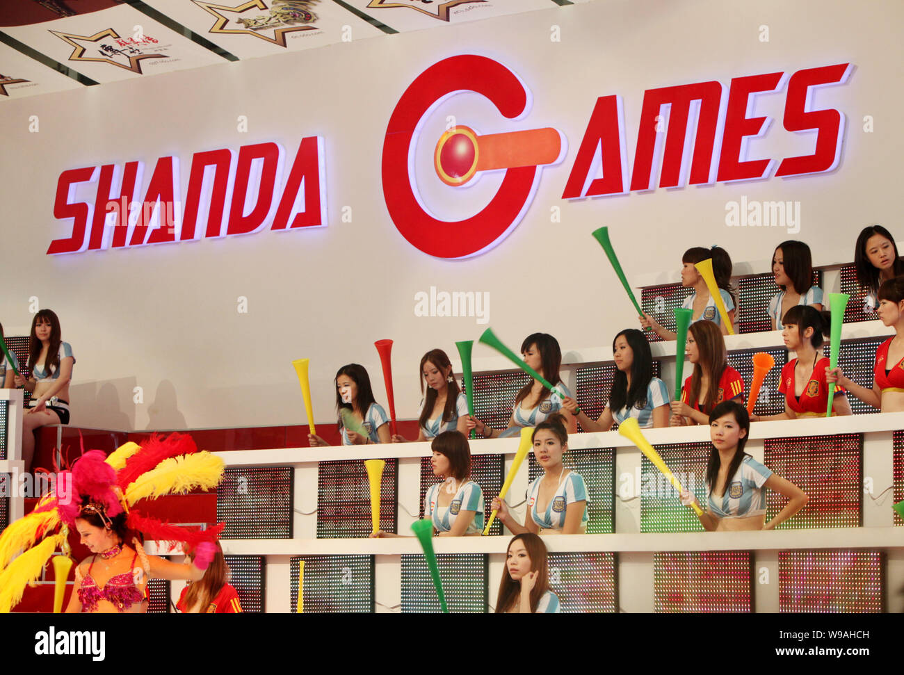 Shanda interactive entertainment hi-res stock photography and images ...