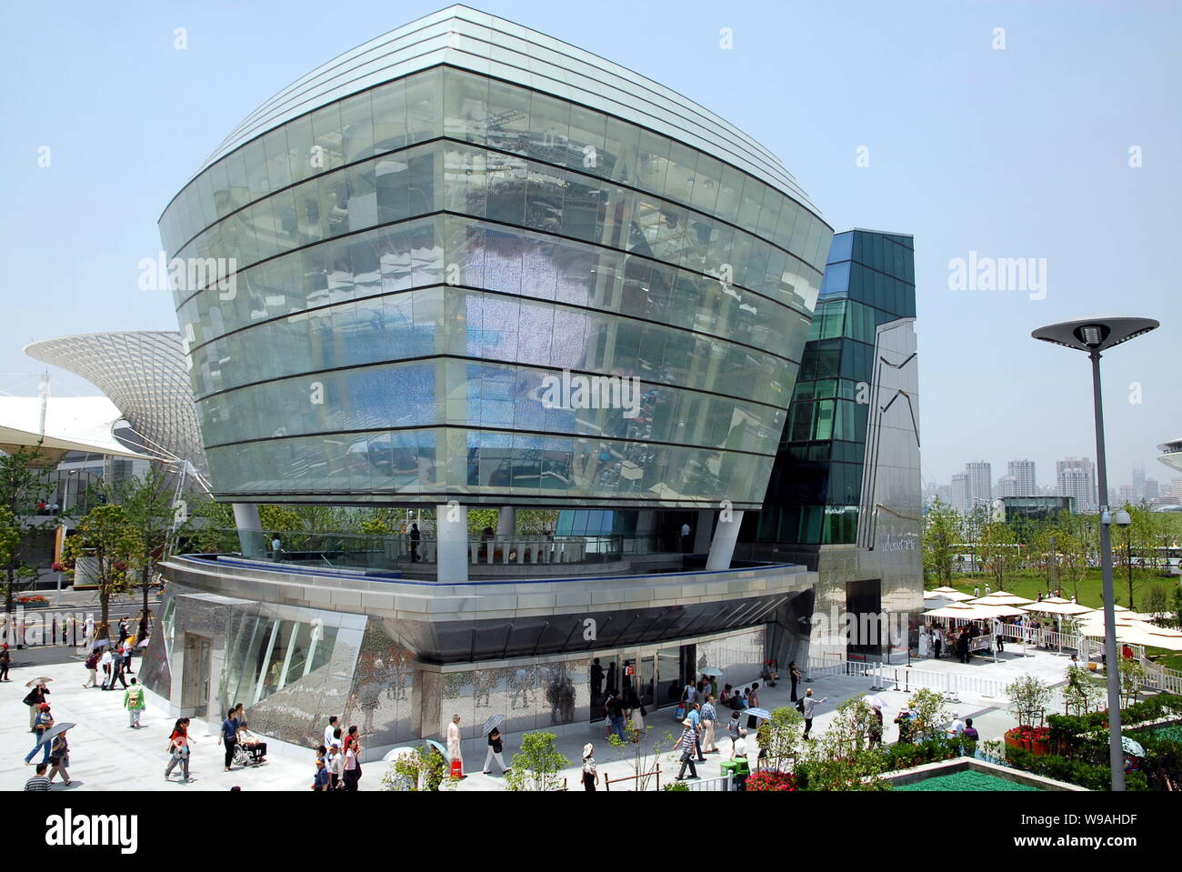 --FILE--Visitors walk past the Taiwan Pavilion in the World Expo Park ...