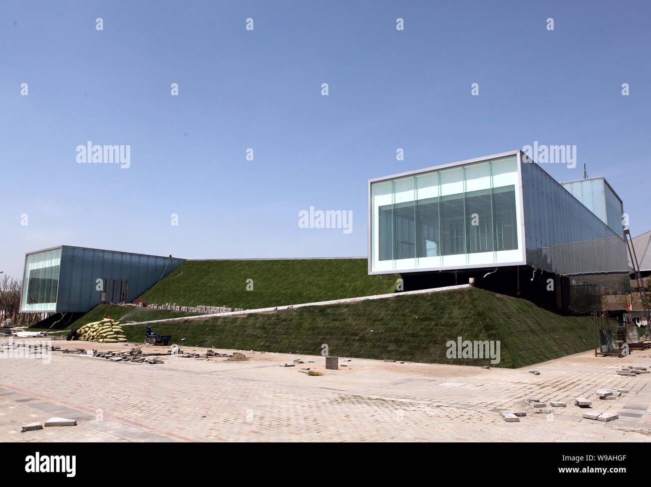 Pavilion of ireland hi-res stock photography and images - Alamy