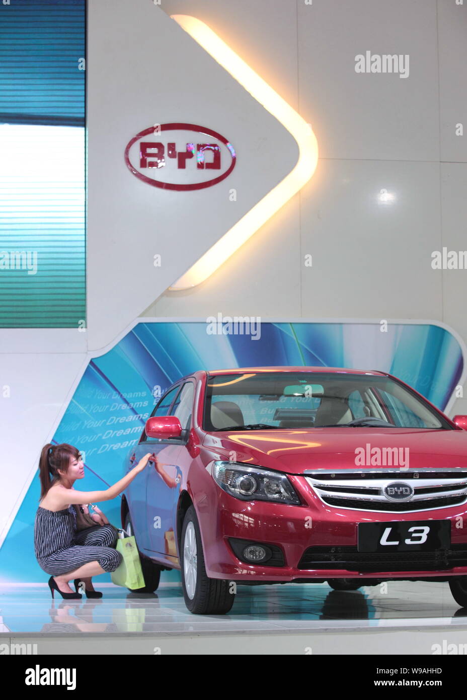 Byd car battery hi-res stock photography and images - Alamy