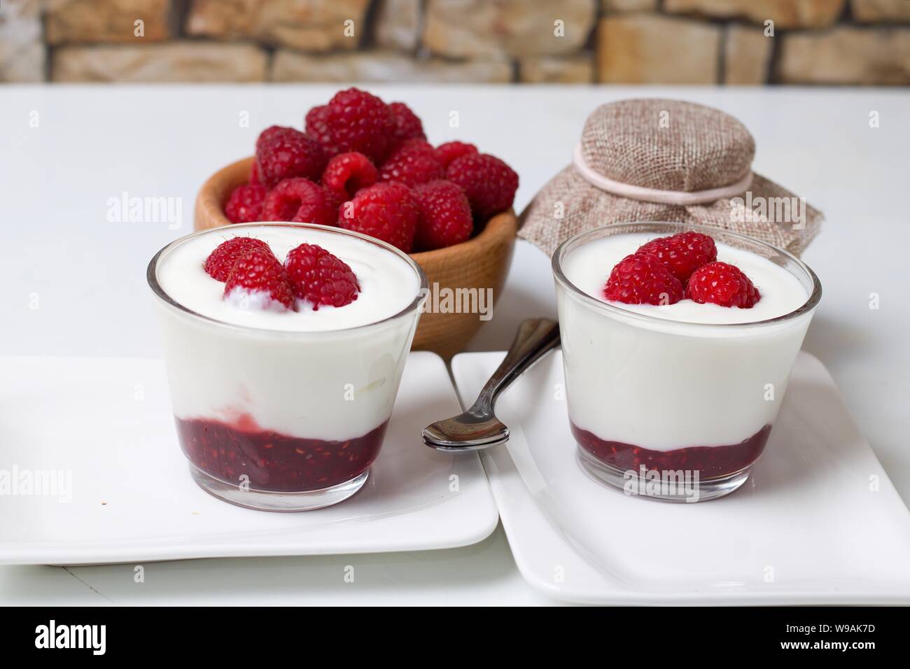 Smooth raspberry jam hi-res stock photography and images - Alamy