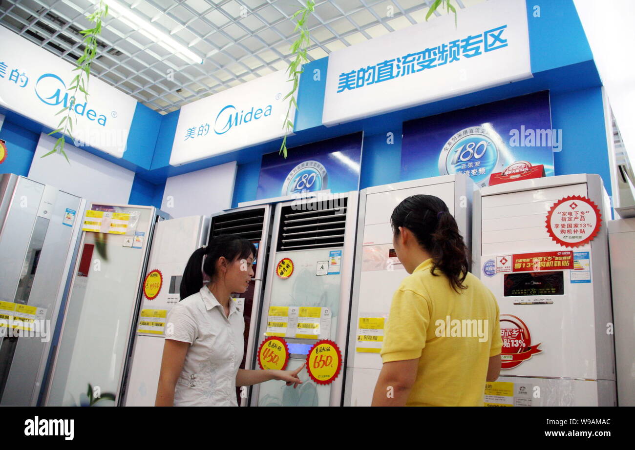 Midea appliances hi-res stock photography and images - Alamy