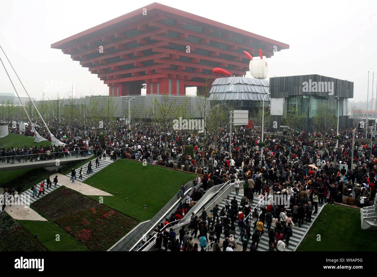Crowds of visitors gather at the entrance of the China Pavilion, the ...