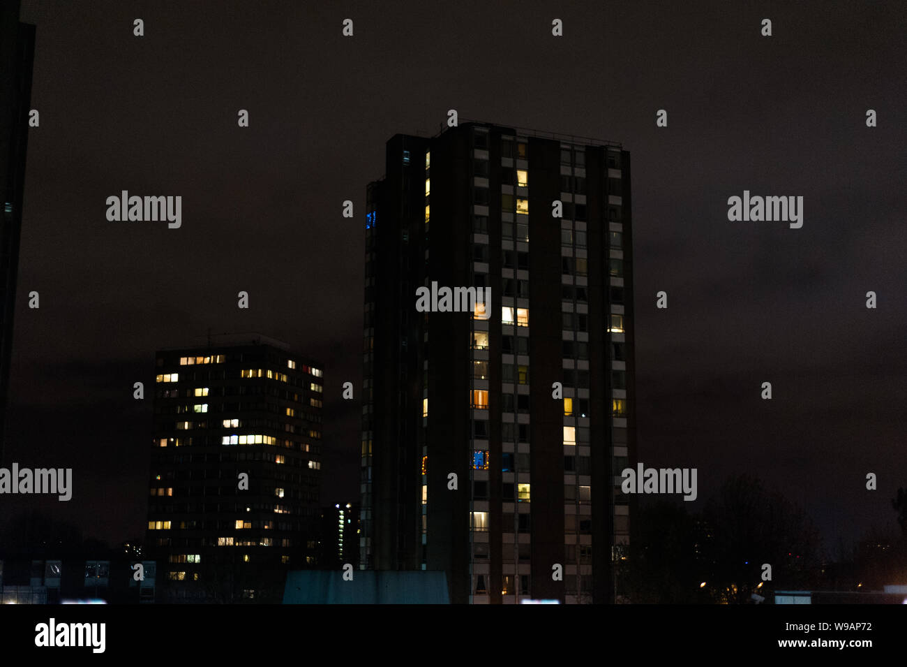 Highrise towerblock hi-res stock photography and images - Alamy