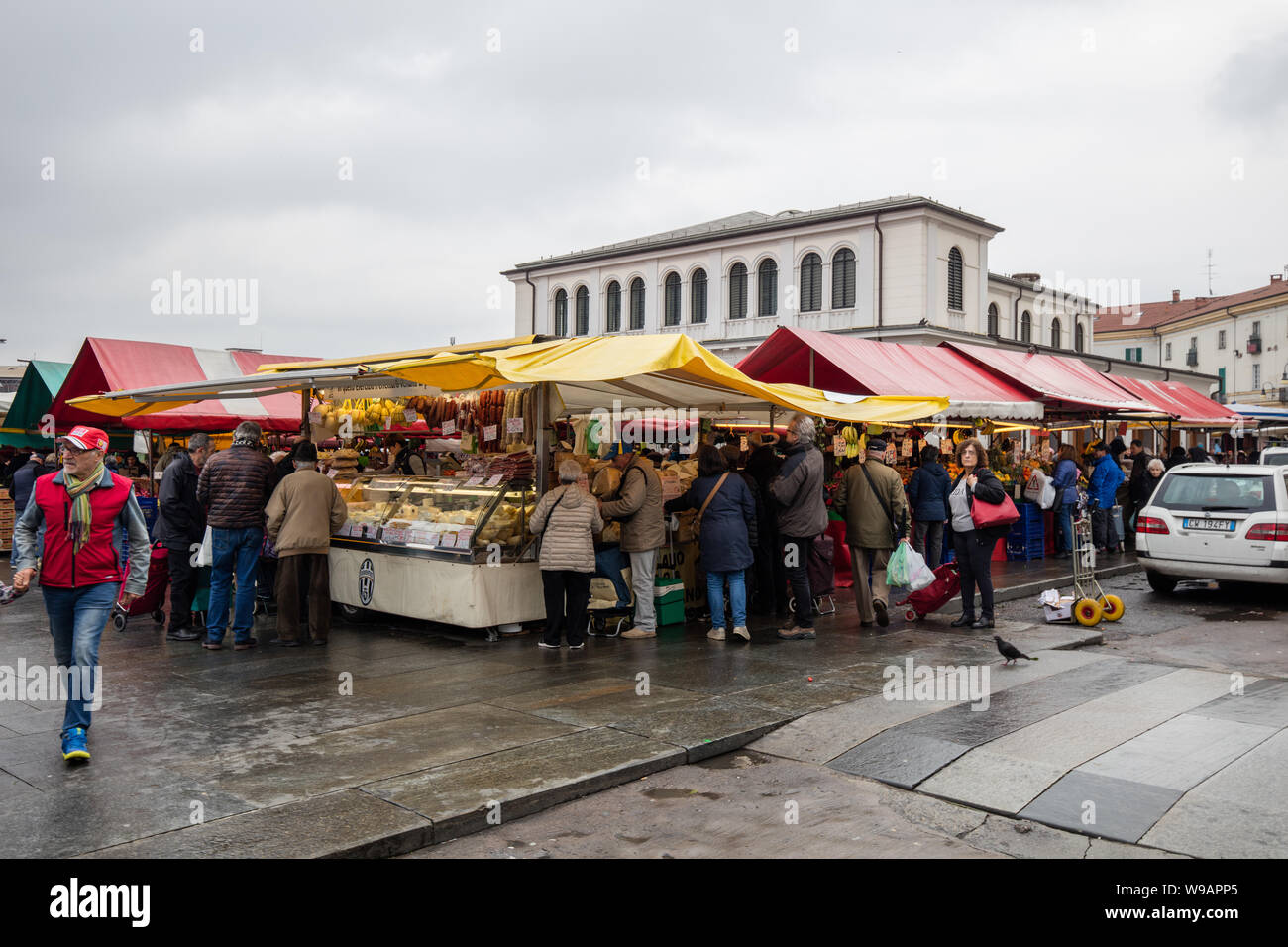 Market in the city centre of Turin Stock Photo - Alamy