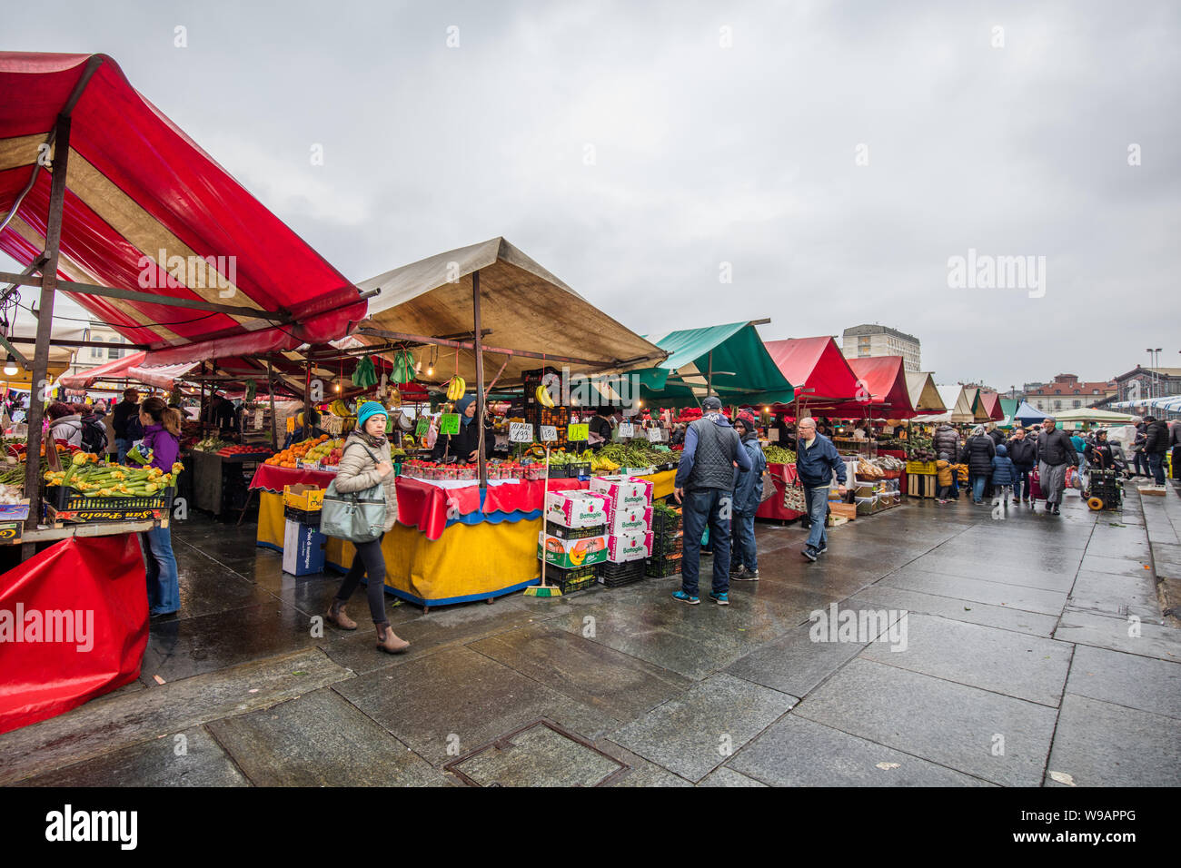 Market in the city centre of Turin Stock Photo - Alamy