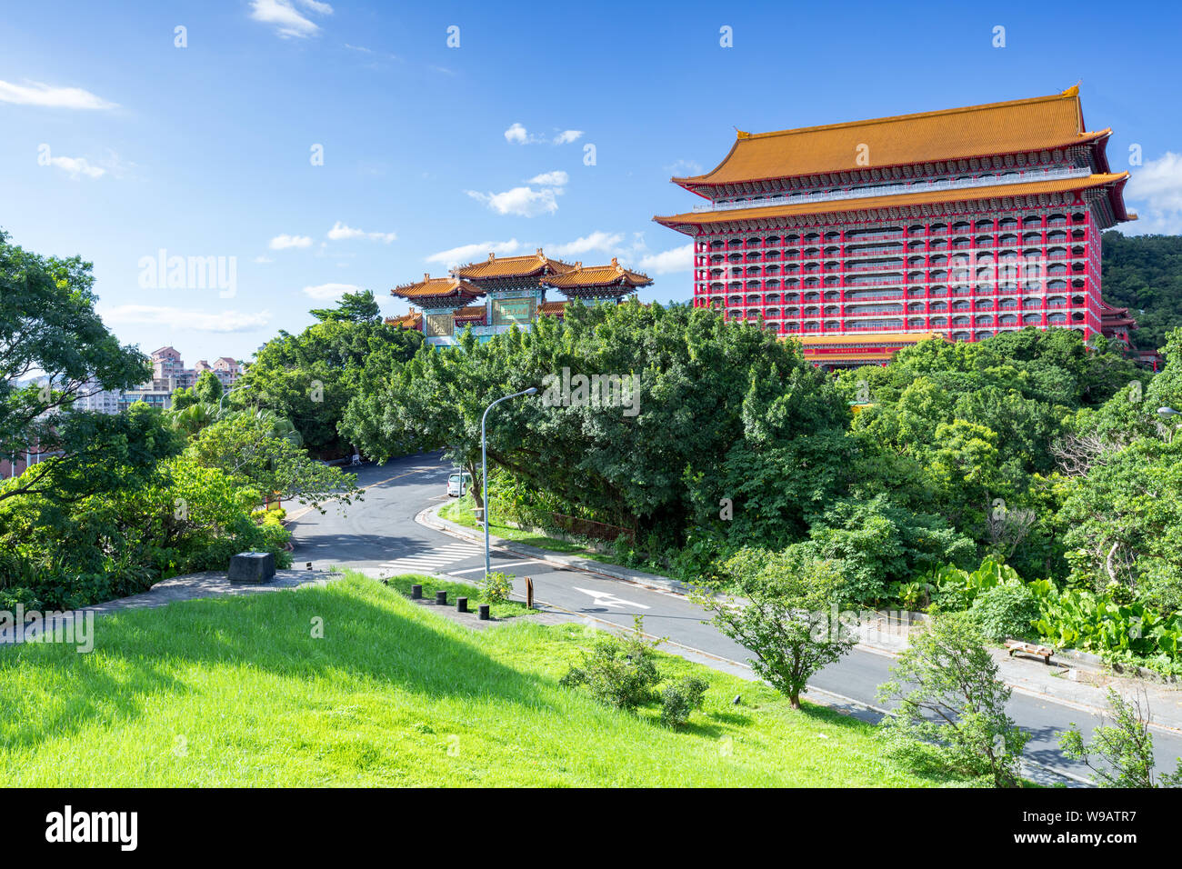 Yuanshan grand hotel hi-res stock photography and images - Alamy