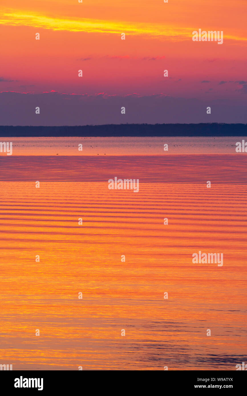Japan winter sunrise water hi-res stock photography and images - Alamy