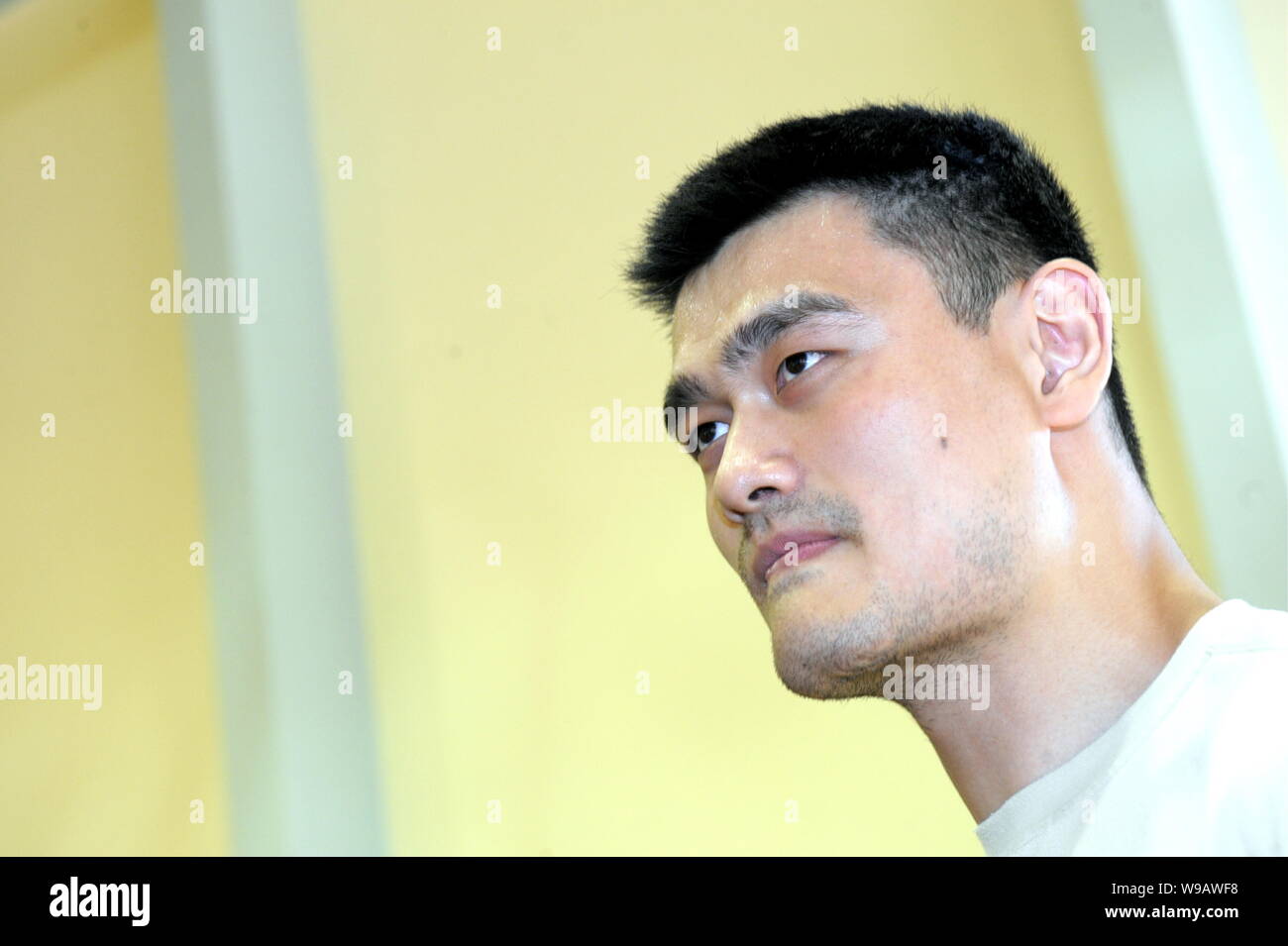 Chinese basketball player Yao Ming of Houston Rockets visits the ...