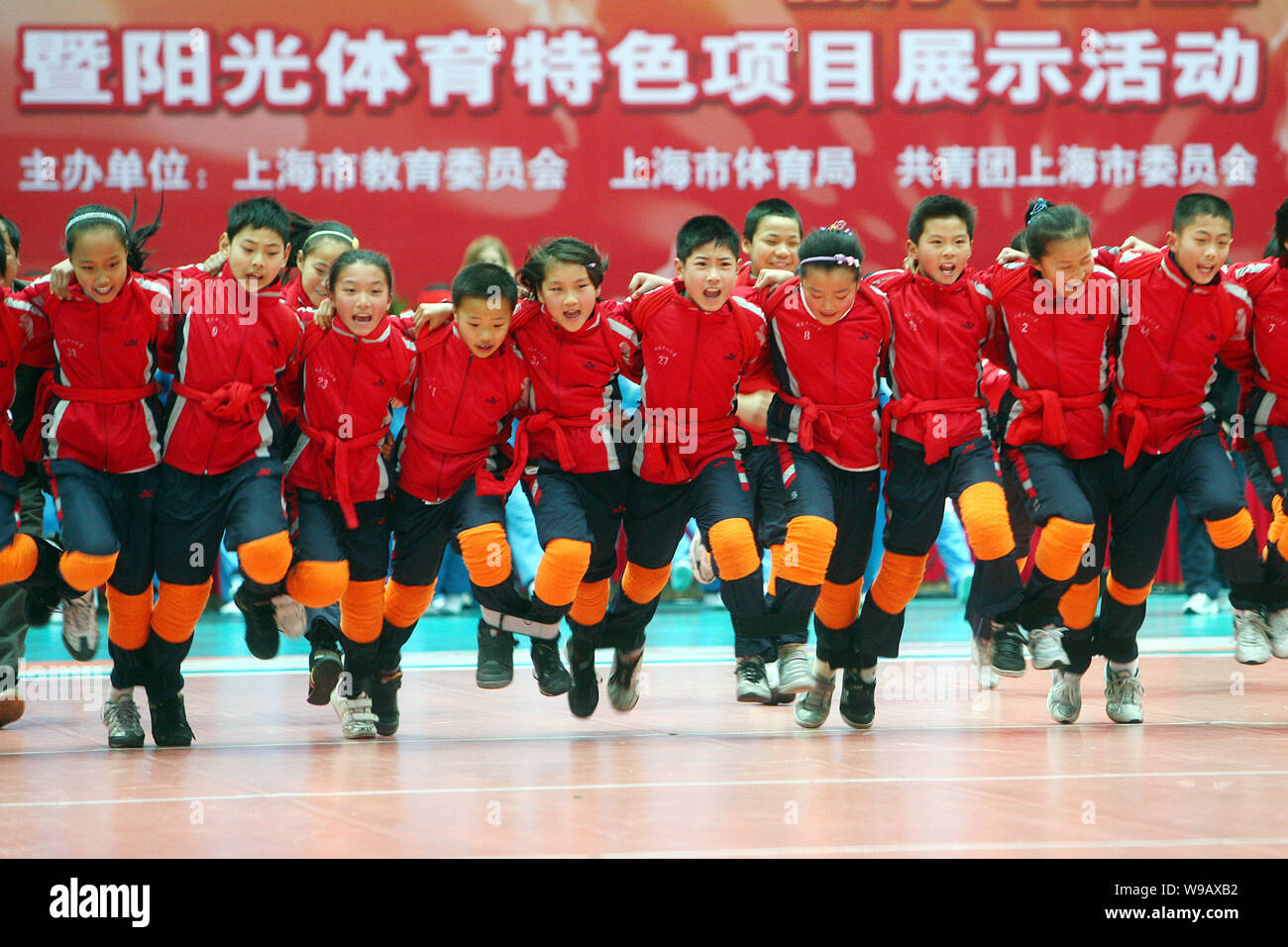 --FILE--Chinese students compete during a teamwork game in Shanghai ...