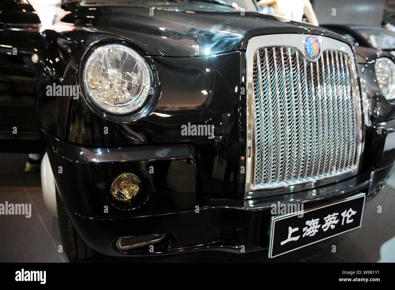 Geely taxi hi-res stock photography and images - Alamy
