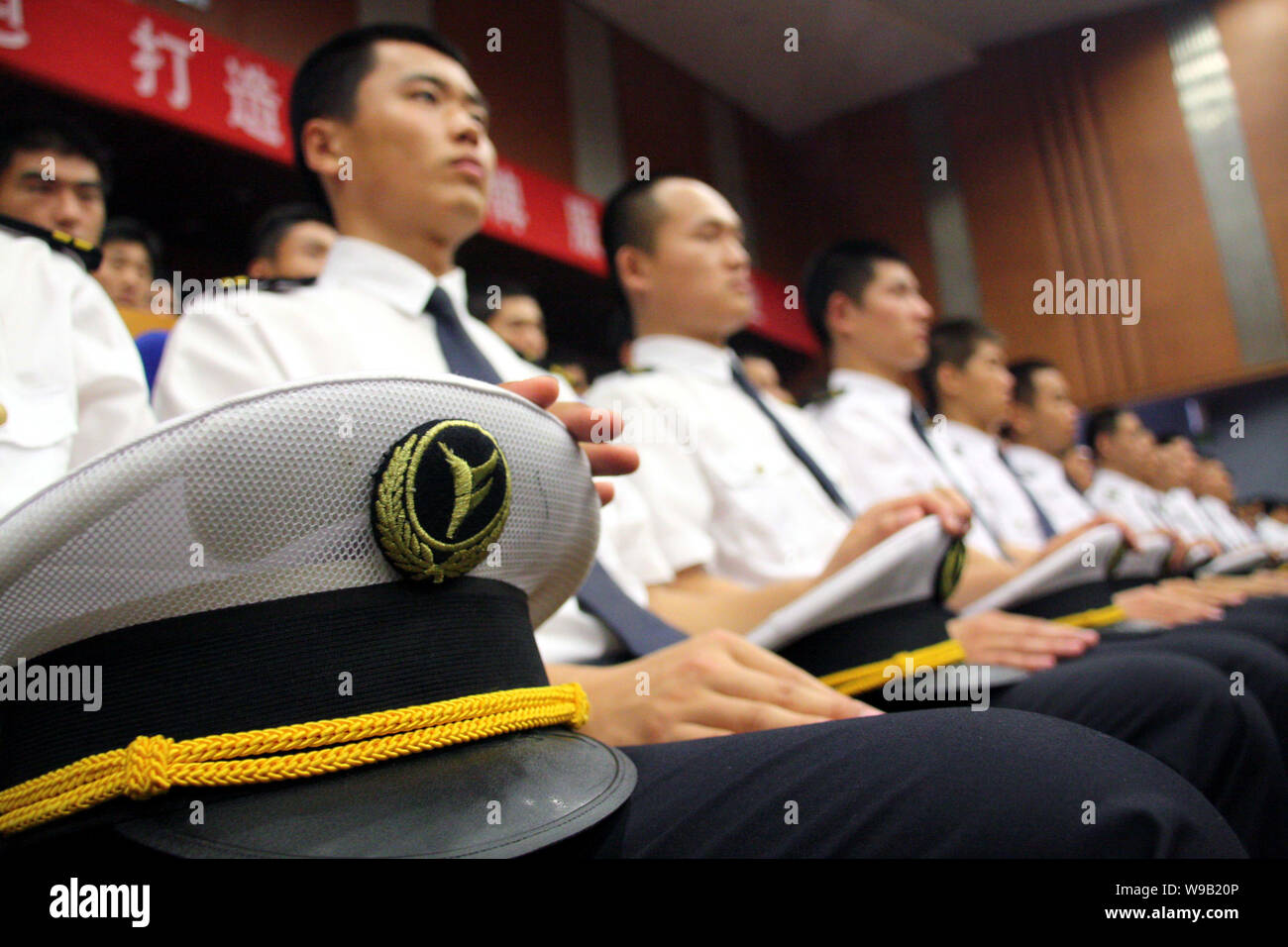 Student pilot graduation hi-res stock photography and images - Alamy