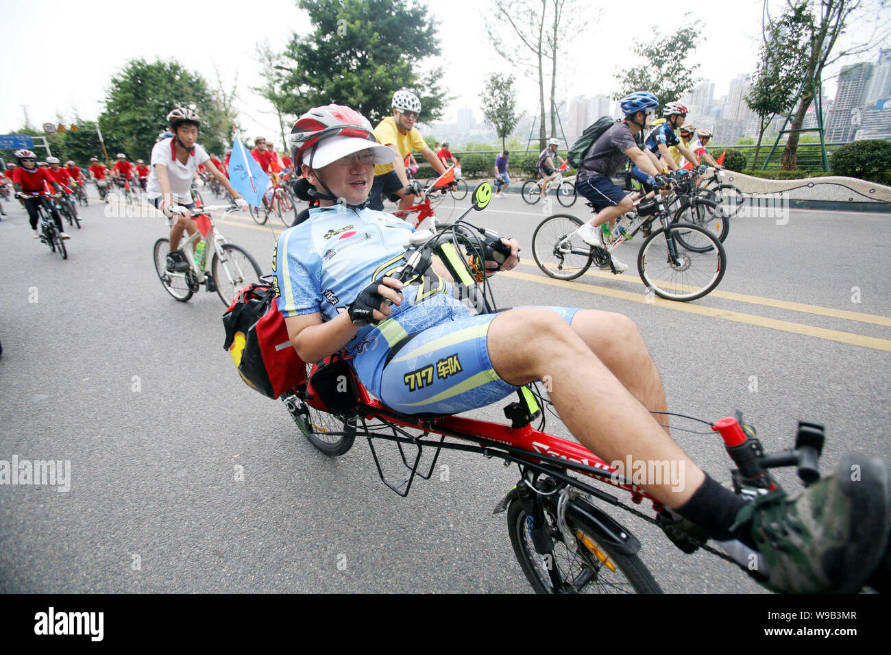 Carfree hi-res stock photography and images - Alamy