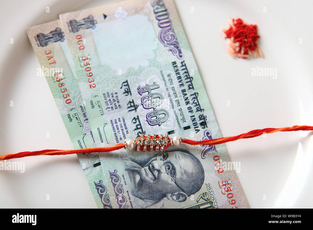 100 Rupee Note High Resolution Stock Photography and Images - Alamy