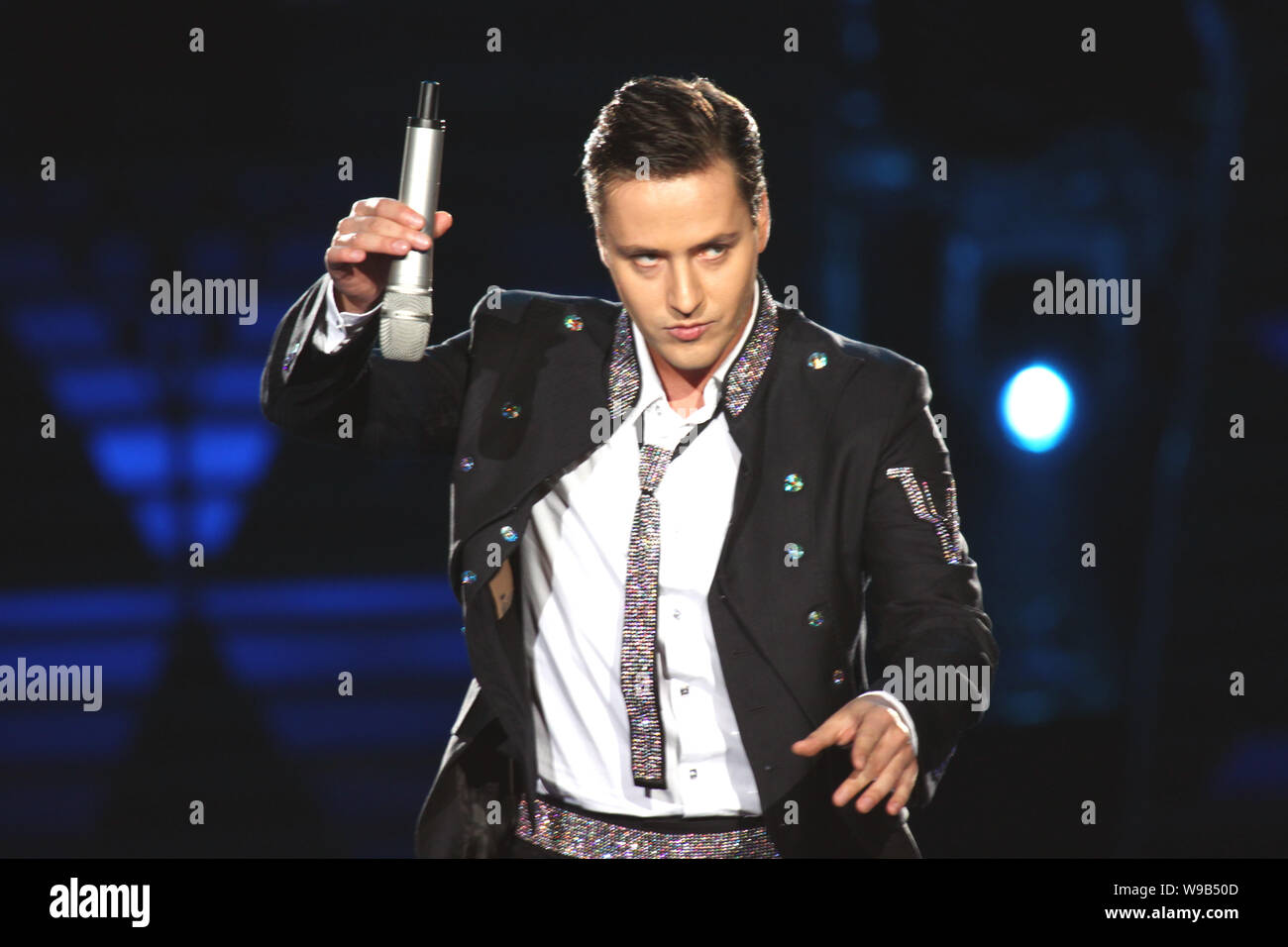 Singer vitas hi-res stock photography and images - Alamy
