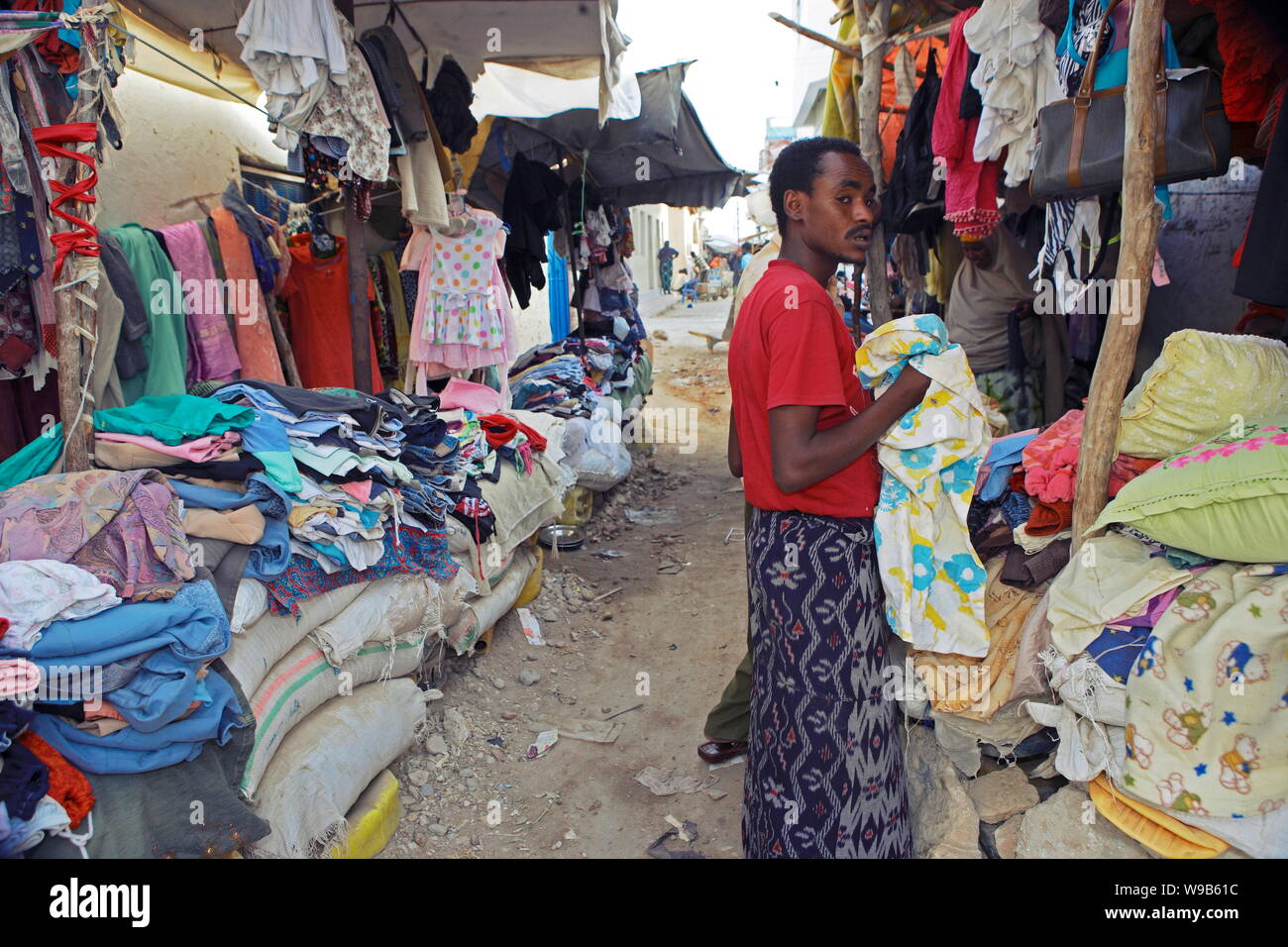 Somalia somalian market hi-res stock photography and images - Alamy