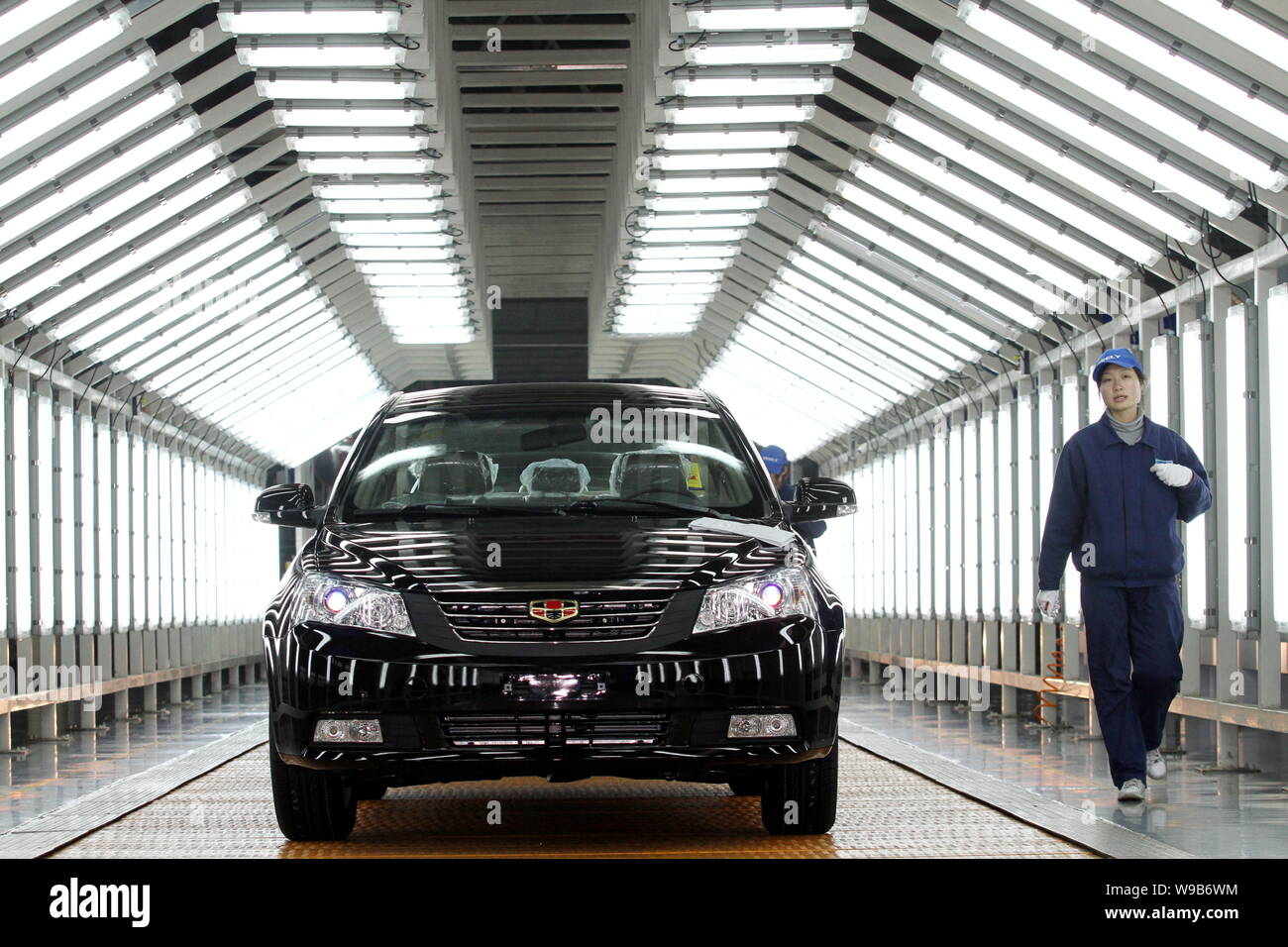 Geely production line hi-res stock photography and images - Alamy