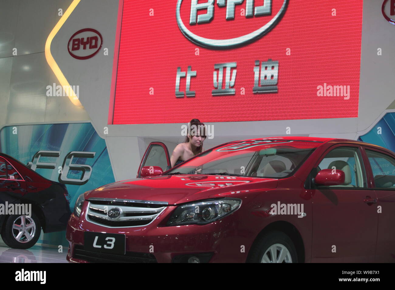 Byd l3 hi-res stock photography and images - Alamy
