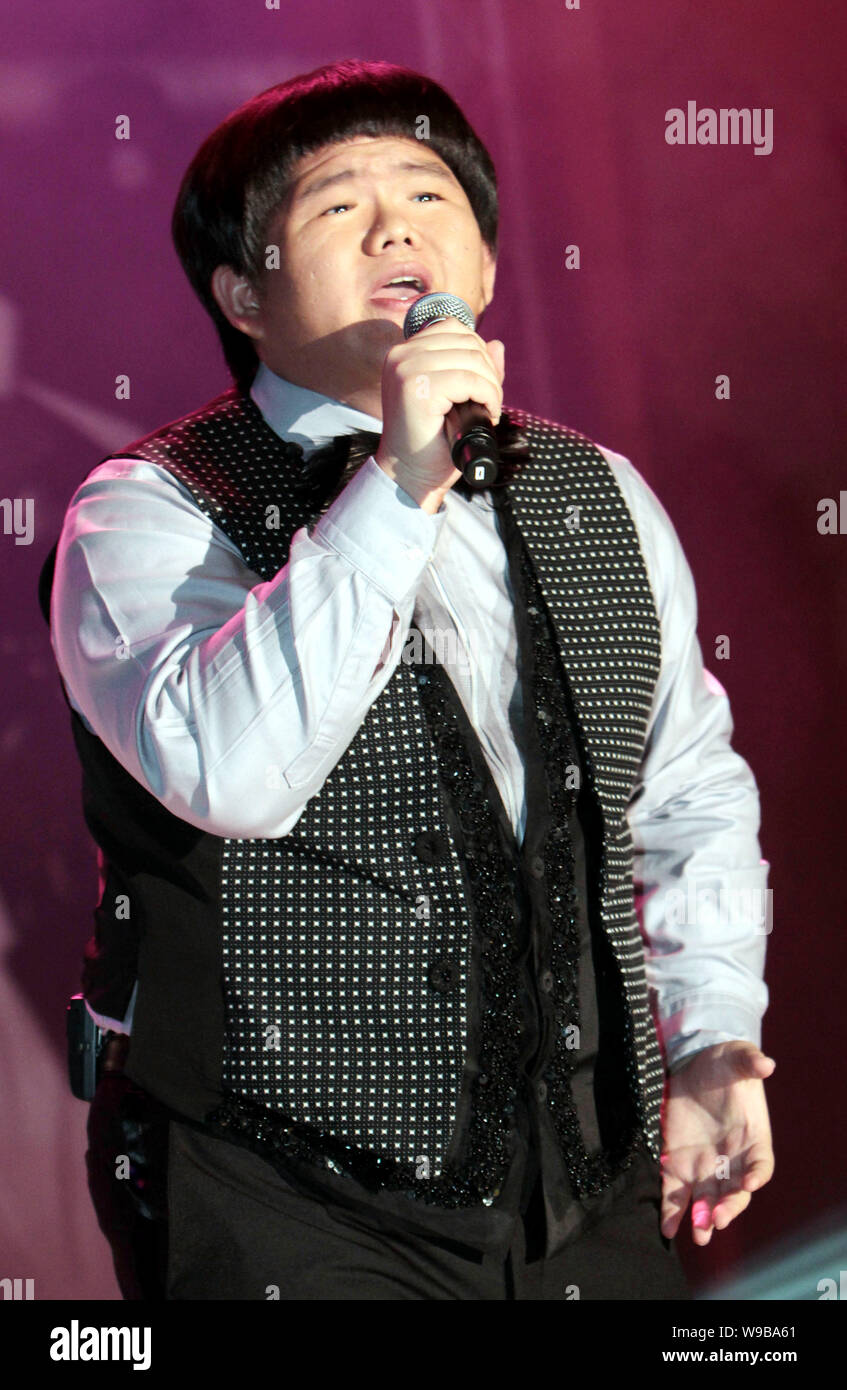 Taiwanese singer Lin Yu-chun, known as Taiwans Susan Boyle, sings at a ...