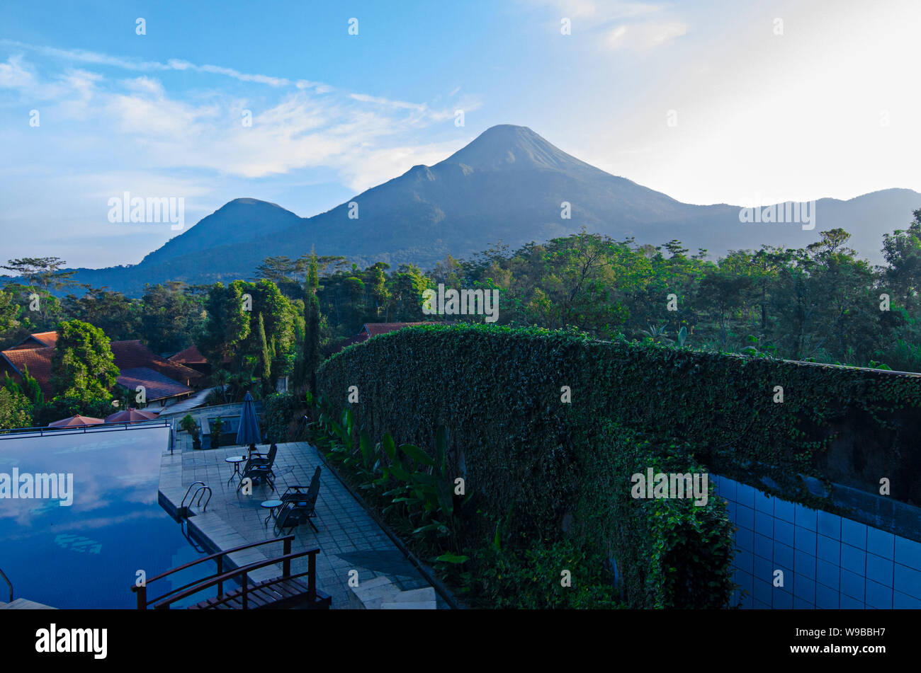 Penanggungan hi-res stock photography and images - Alamy