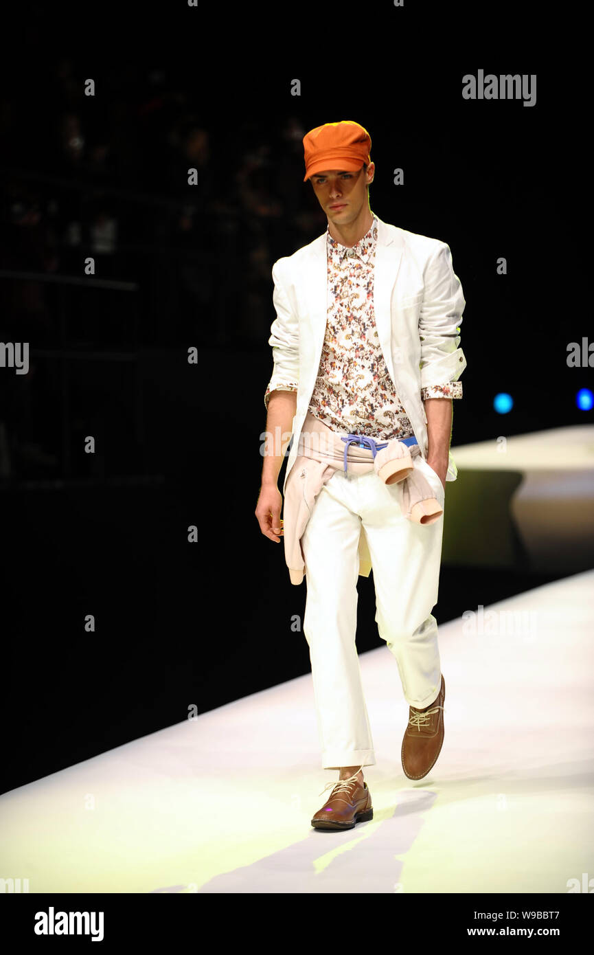 Cabbeen fashion show during the China Fashion Week Spring/Summer 2011 ...