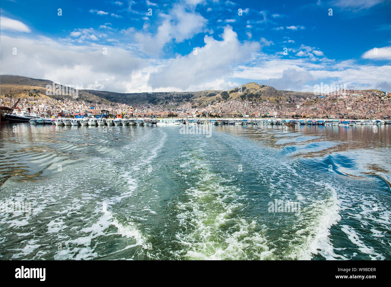 Lake titicaca aerial hi-res stock photography and images - Alamy
