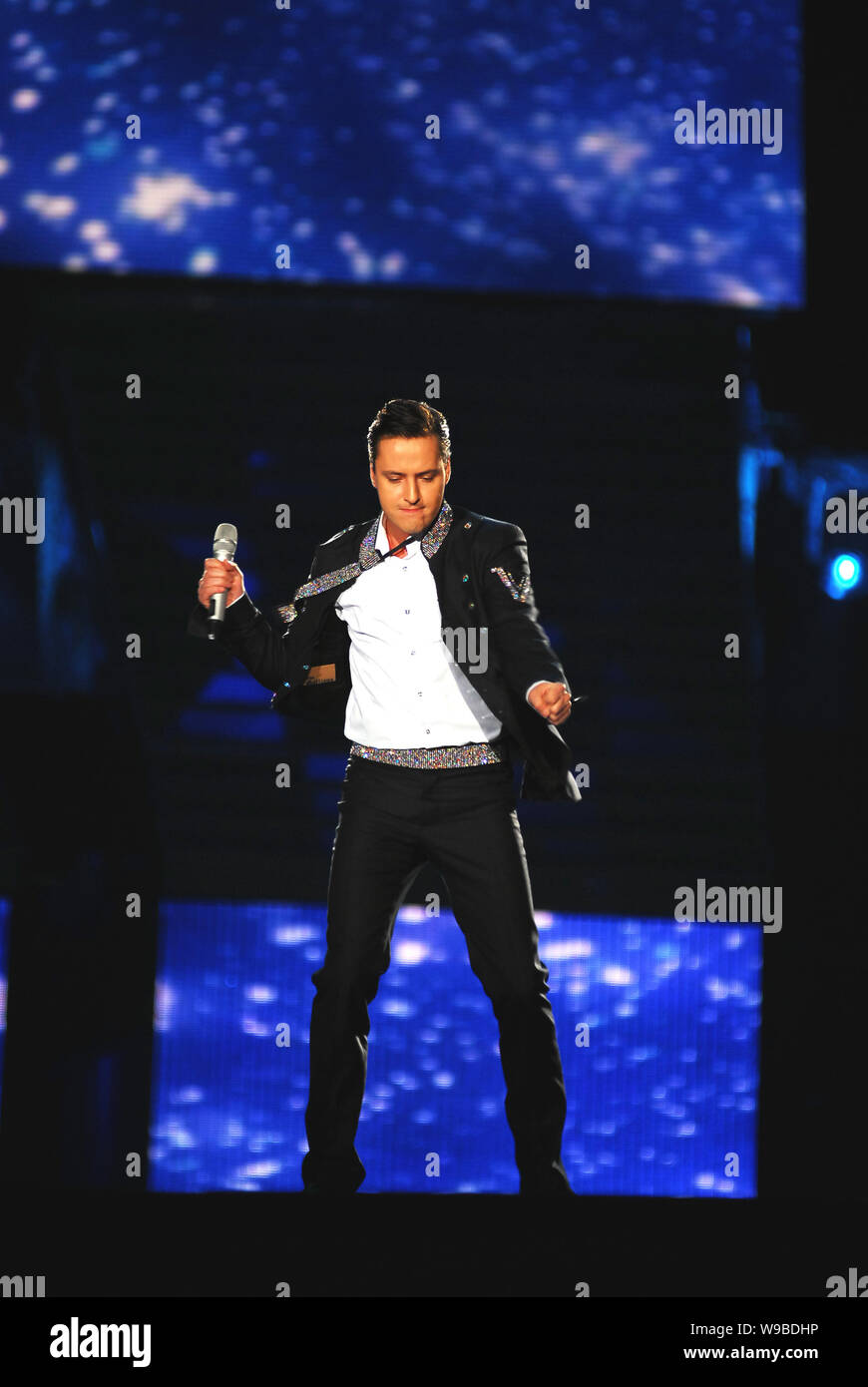 Singer vitas hi-res stock photography and images - Alamy