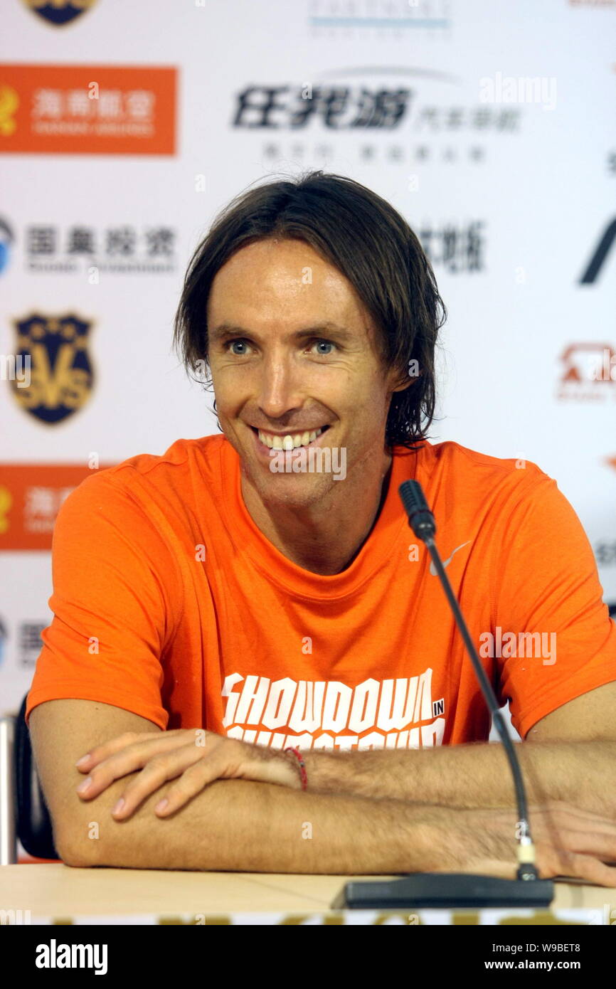 Steve Nash Logo