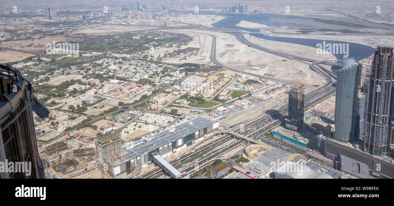 aerial view of Dubai in the United Arab Emirates Stock Photo - Alamy