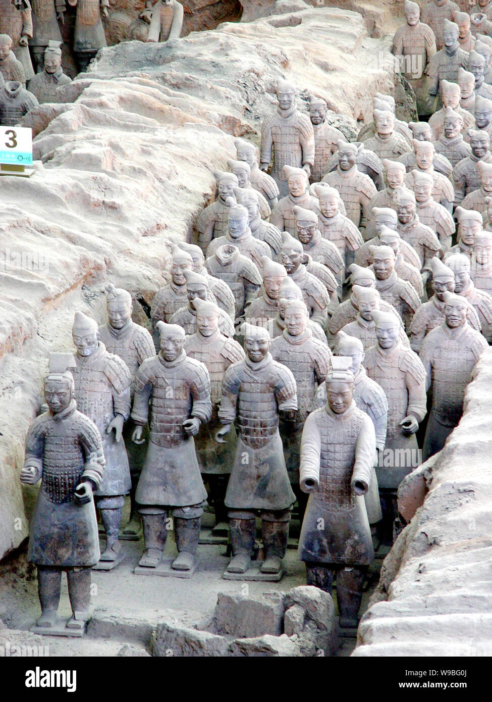 --File-- Terracotta warriors are seen exhibited at the Museum of the ...