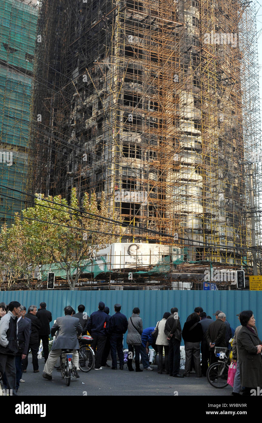 Burnt out building hi-res stock photography and images - Alamy