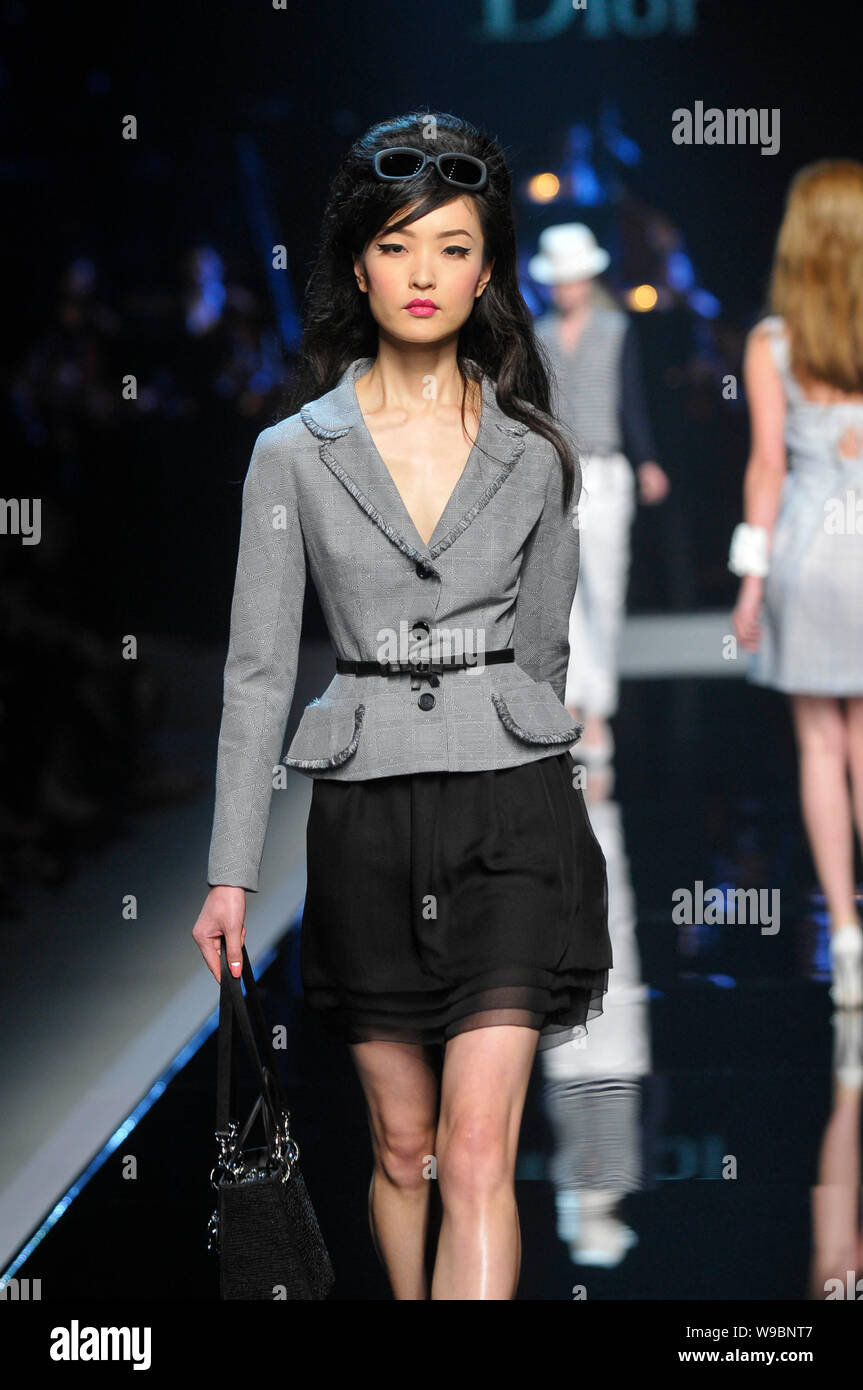 Chinese supermodel Du Juan parades a creation by John Galliano at the ...