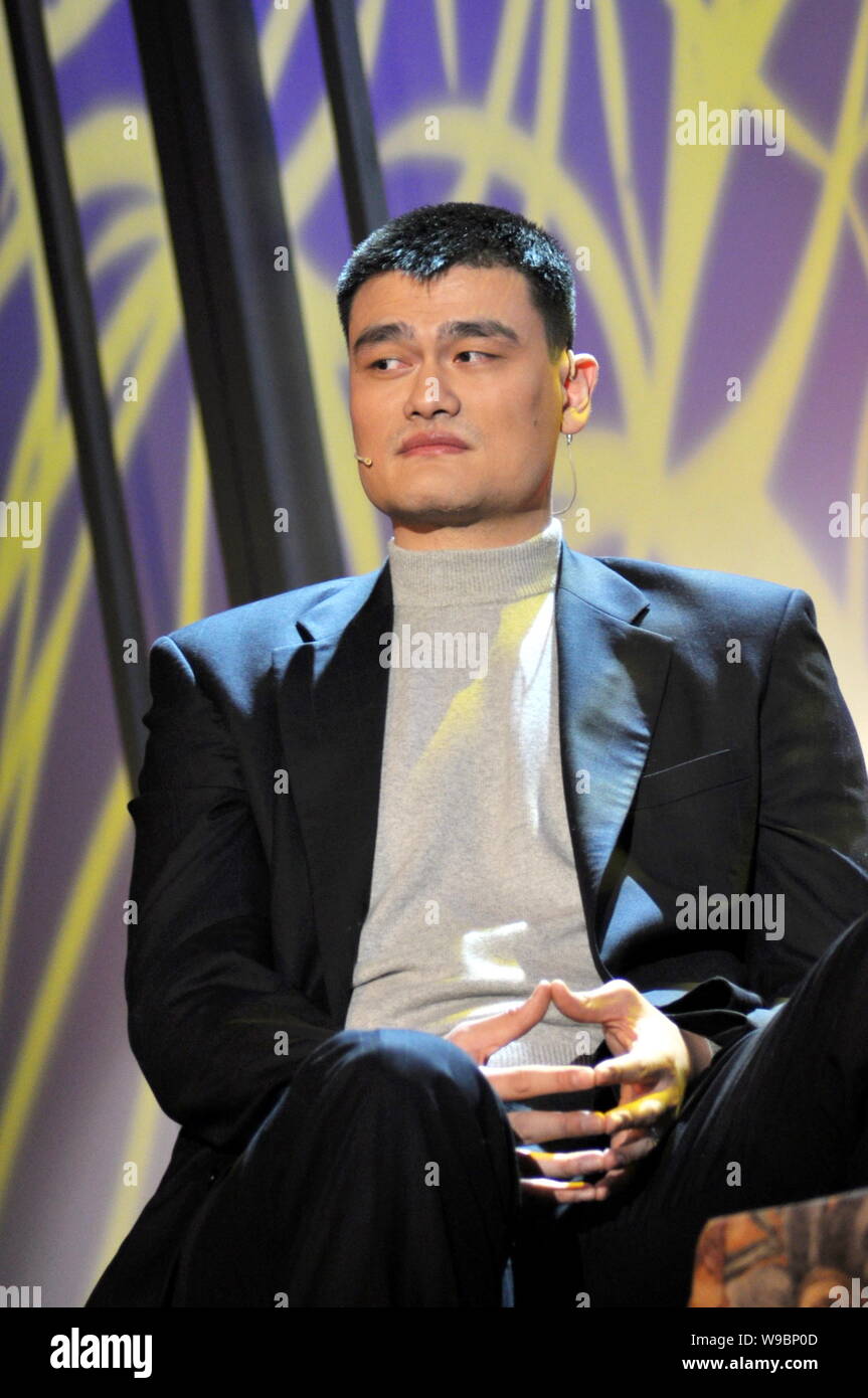 Talkshow Interview High Resolution Stock Photography and Images - Alamy