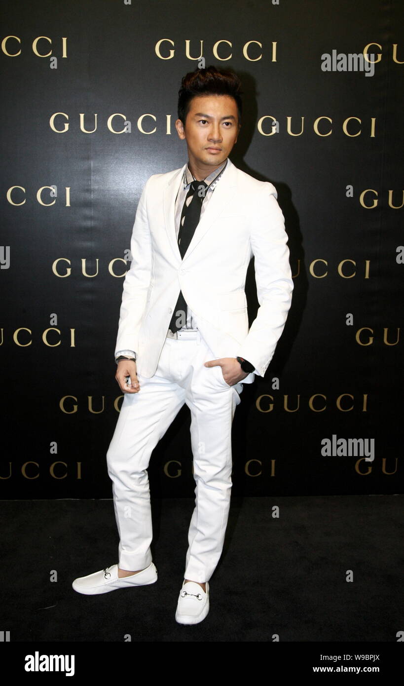 Taiwanese singer and actor Alec Su poses at the Gucci 2010 Timeless ...