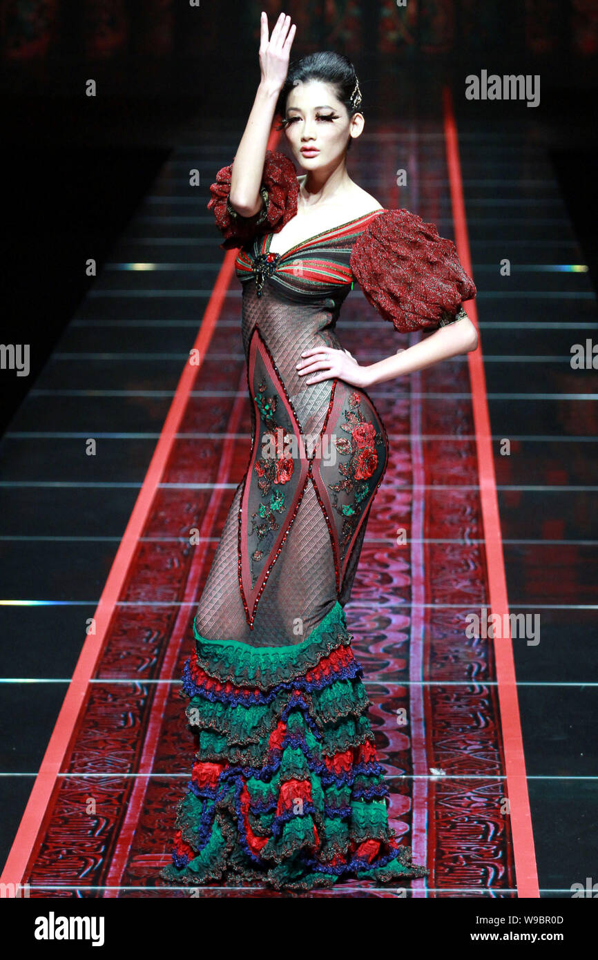 Chinese actress Li Xiaoran at Denghao fashion show during the China ...