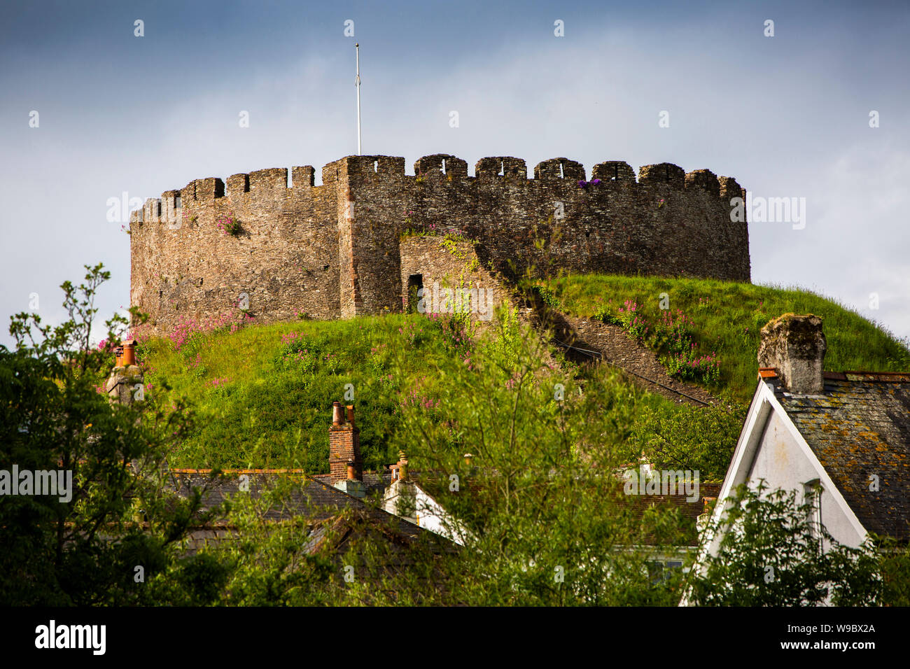 Totnes castle hi-res stock photography and images - Alamy