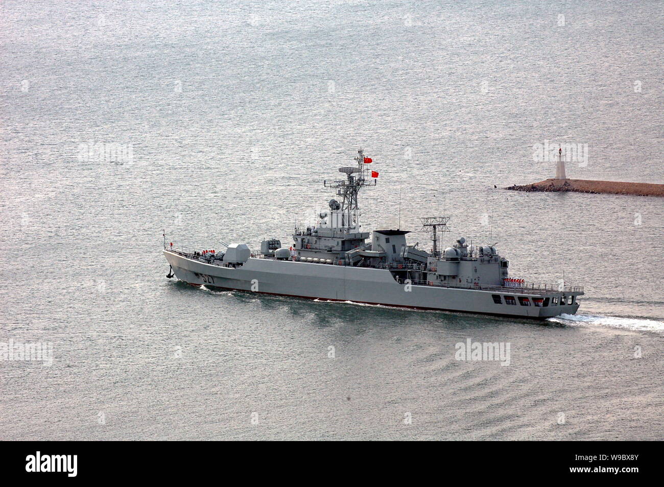 Chinese PLA (Peoples Liberation Army) Navys No.527 Frigate is seen ...
