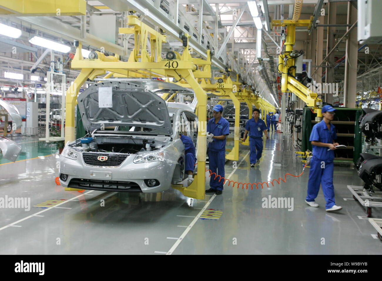 Geely production line hi-res stock photography and images - Alamy