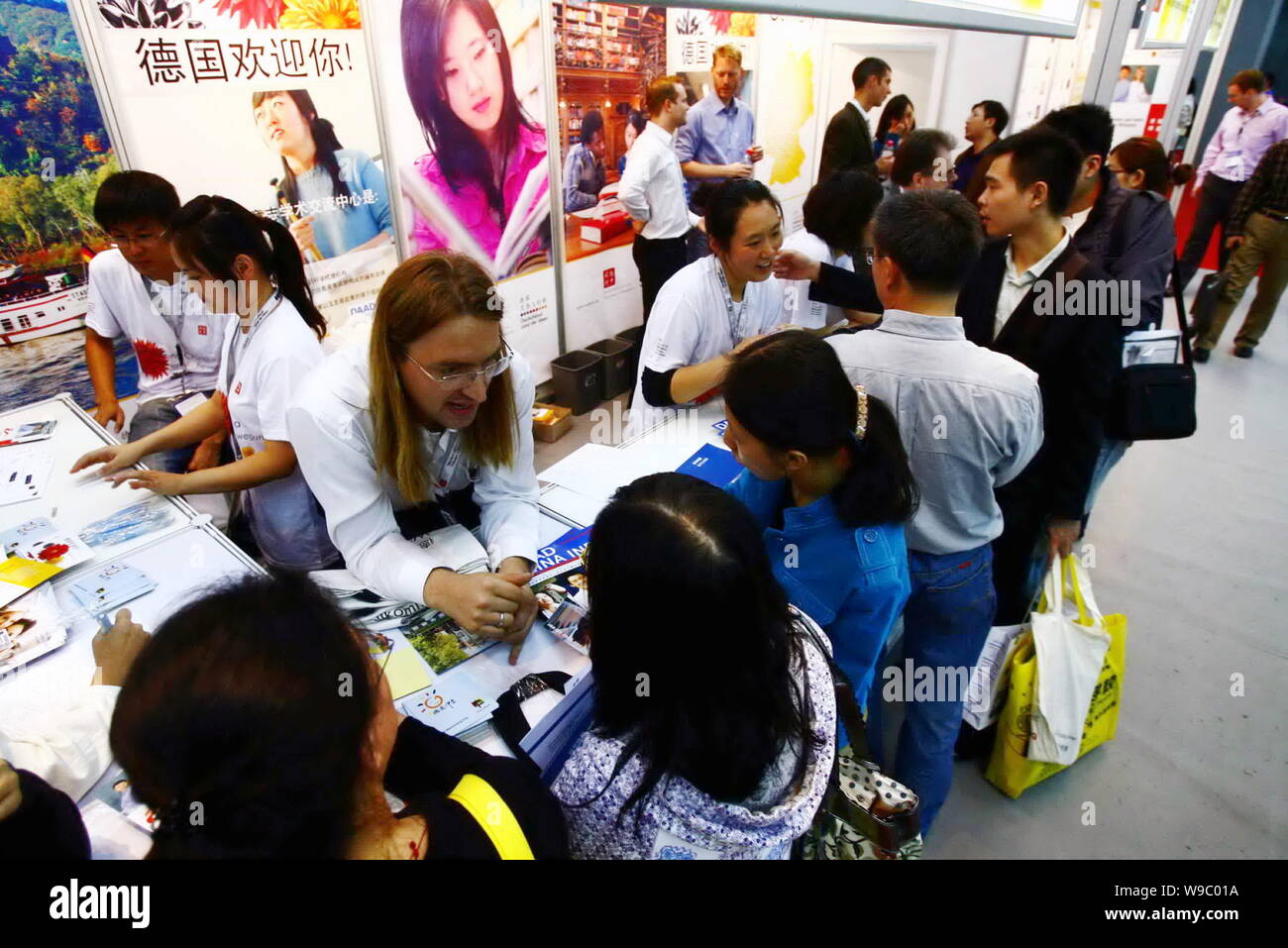 Parents stall hi-res stock photography and images - Alamy