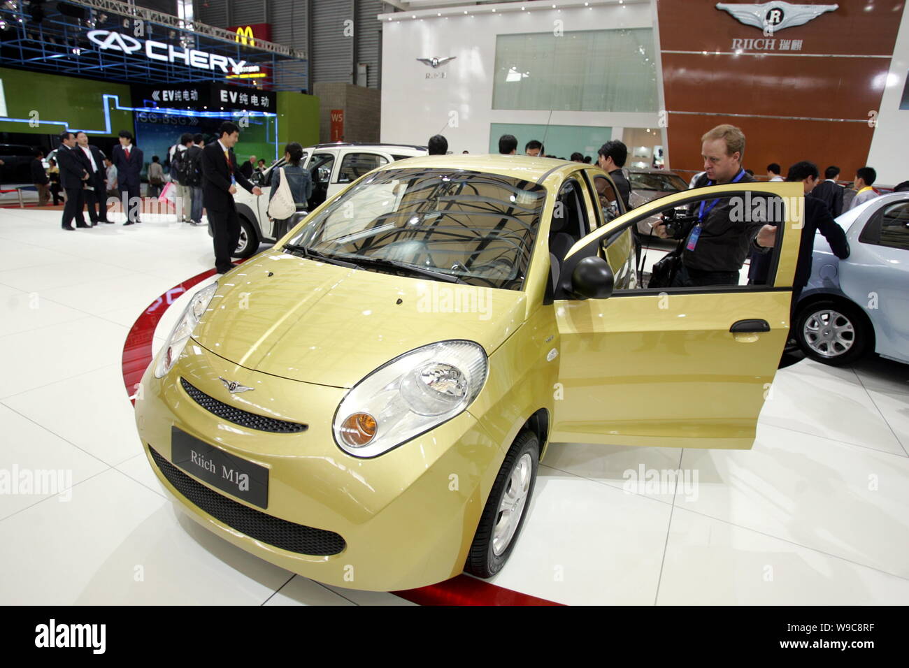 Riich m1 hi-res stock photography and images - Alamy