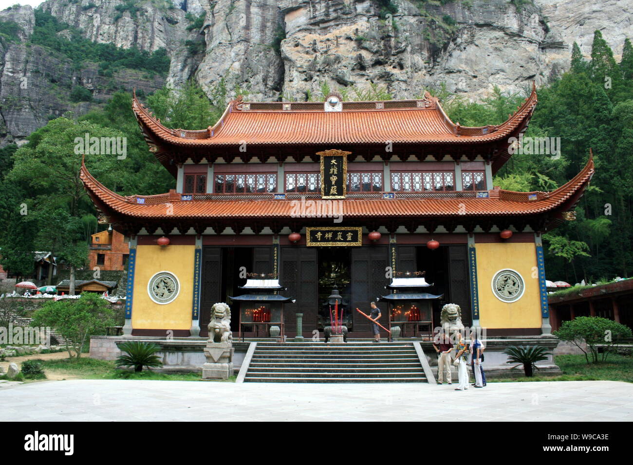 Tourists visit the Lingyan Temple in the Yandang Mountain senic spot in ...