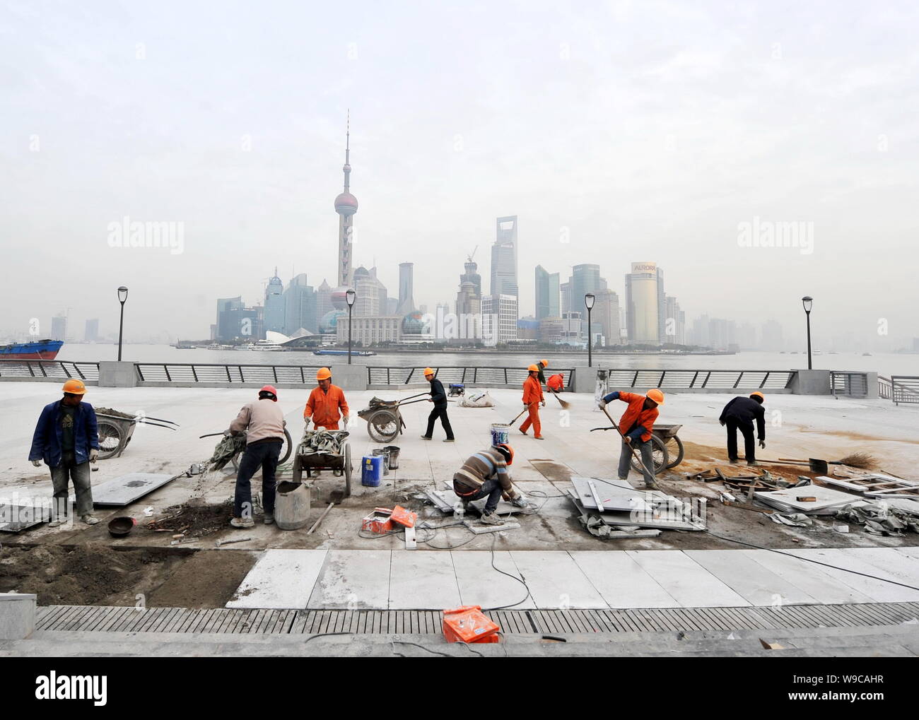 The Bund Promenade High Resolution Stock Photography and Images - Alamy
