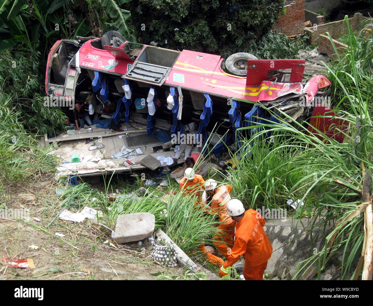 Overturned Bus High Resolution Stock Photography and Images - Alamy