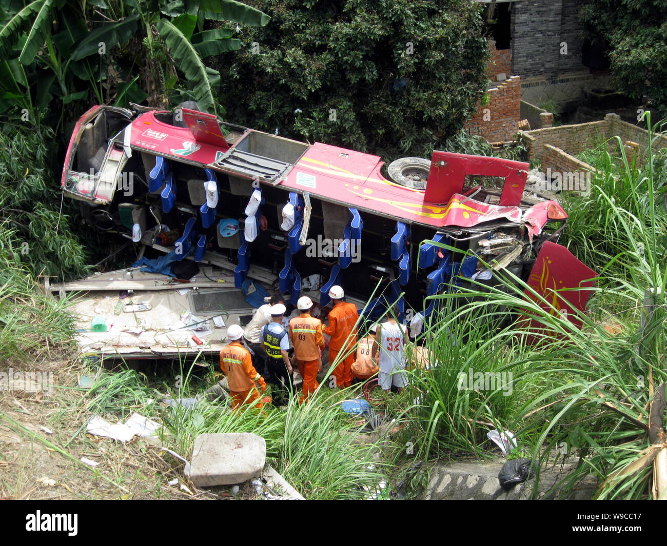 Overturned bus hi-res stock photography and images - Alamy