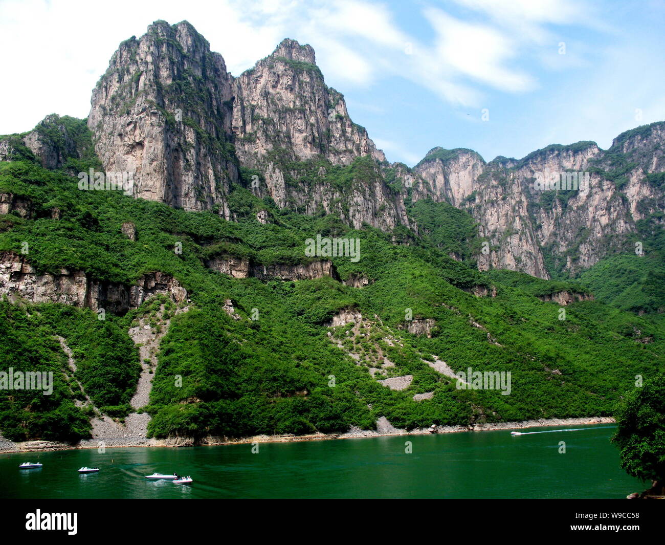 Landscape of the Yuntai Mountain geological park in Jiaozuo city ...