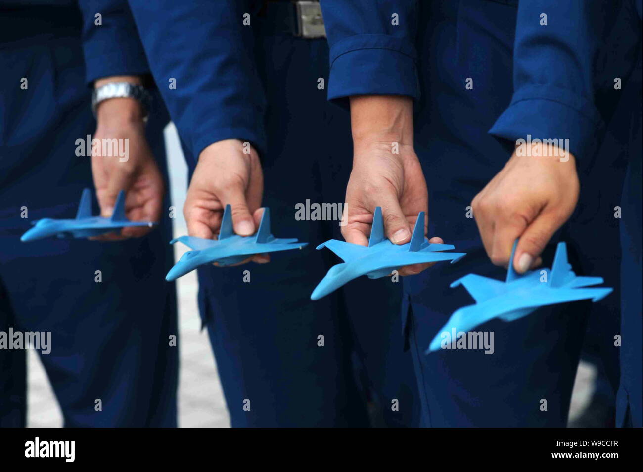 Chinese fighter pilots hi-res stock photography and images - Alamy